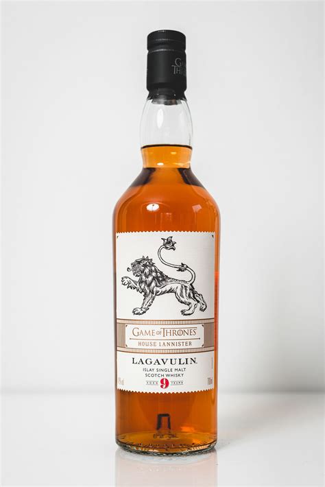 The Evolution Of Backend Architecture From Monolithic Titans To Agile