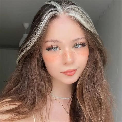 Hab Fakes Von Ihr Anni Und Reved Scrolller