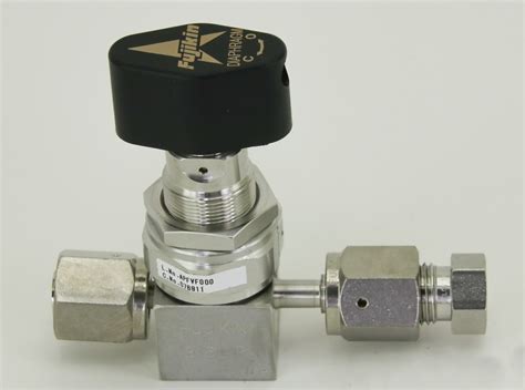 11374 Fujikin 316 L P Manual Valve 076911 J316gallery