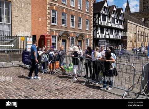 Women Queueing At The Head Of The Queue Line To See Olly Murs Concert