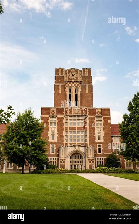 Ayers Hall Sits On The Hill At The University Of Tennessee Campus In