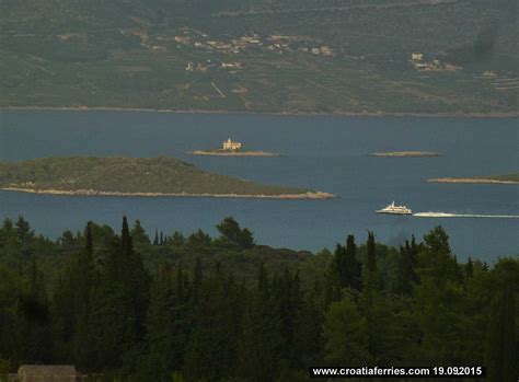 Ferry Catamaran ‘krilo Star On Route Dubrovnik Mljet Korcula Hvar Brac Split