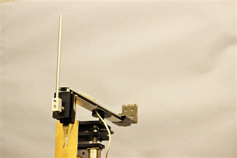 Pêndulo Invertido Rotacional Lca