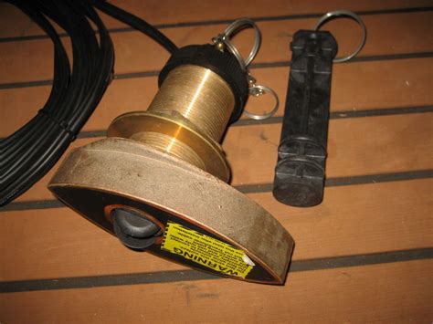 Interphase B44v 50 200 Khz 8 Pin Fuji Bronze Thru Hull Transducer T1 2050 001 Max Marine