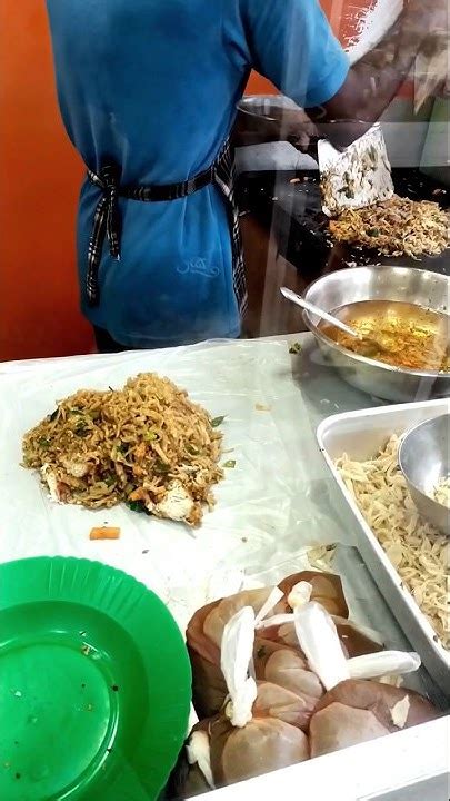Chicken Kottu 🍗🤤🤤 කොත්තු කන්න එන්න ළමයි 🤤 Srilanka Food Asmr Srilankanfood Shorts Youtube