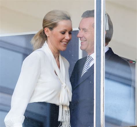 Bettina Und Christian Wulff Die Turbulente Beziehung In Bildern Sternde