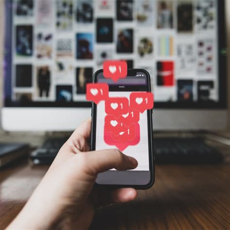 Understanding The Network And Social Media Algorithms To Expand Your