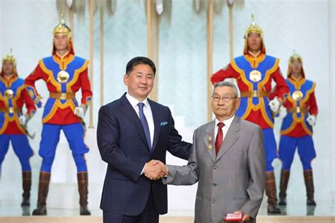 МУИС ийн Шинжлэх Ухааны Сургуулийн зөвлөх профессор Д Дорж Ардын