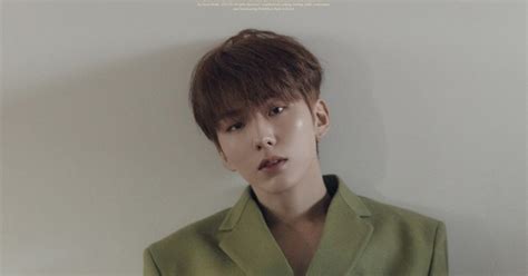 솔로 데뷔 몬스타엑스 기현 보이저 화보 공개 부드러운 카리스마