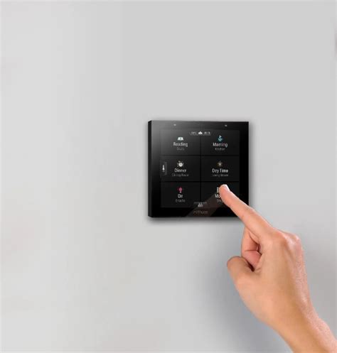 China Customized Smart Home Touch Control Panel Touchscreen Smart Switch Dashboard Suppliers