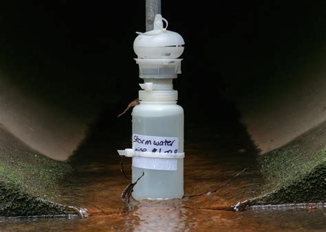 Nalgene Storm Water Sampler Bottle Earth Sciences New Zealand Niwa