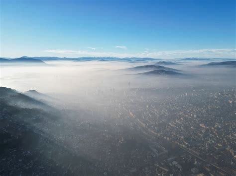Fog And Smog Push Sarajevo Towards Top Of World Pollution Charts Reuters