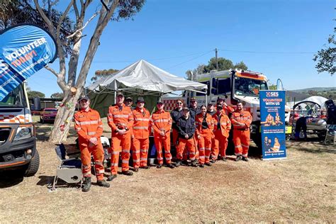 Ses Nsw Harden Unit Share Their Manpower The Hilltops Phoenix Hilltops Region News And