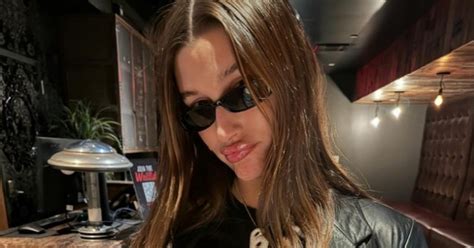 시스루→누드톤까지 저스틴 비버♥ 헤일리 차원이 다른 파격 D라인 패션 [sc이슈]