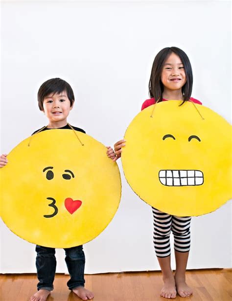 Easy Diy Cardboard Emoji Costume