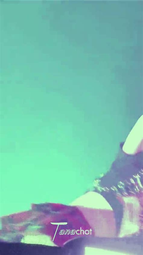 짧은 치마 검정 속바지 있지 류진