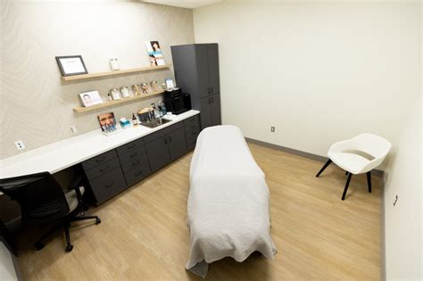 Dermaplaning Kansas City Skin And Cancer Center