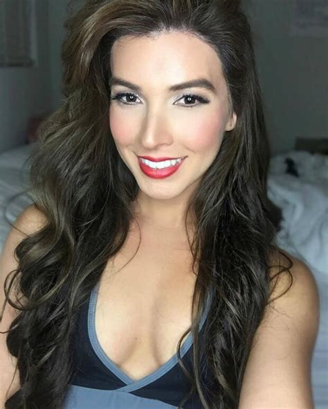 Carolina Gutierrez Very Charmous Celsogarra