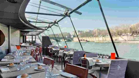 사크레쾨르 대성당 생트샤펠 성당 Bateaux Parisiens 세느강 크루즈 프랑스 파리 일일 투어 중국어 10시간 전세