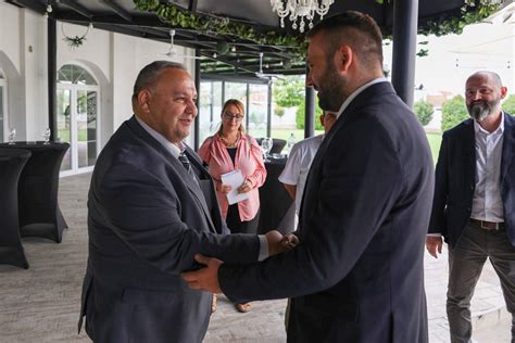 Дурмиши Преку мерката за зелени инвестиции отворени се 400 работни