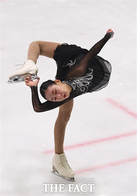 차세대 김연아를 꿈꾸며 동계체전 출전한 피겨 꿈나무들 [tf사진관] 포토 기사 더팩트