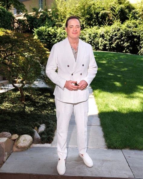 Брендан Фрейзер вернулся не только в большое кино но и к прежнему весу Eva Ru Дзен