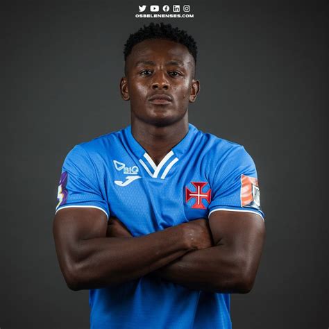 Futebol Chipre Clé No Aez Zakakiou Do Chipre