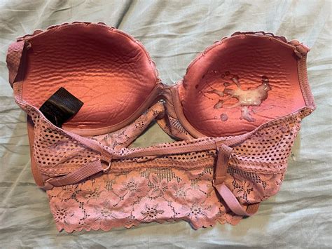 Sisters Red Lacy Bra Rcumonbras
