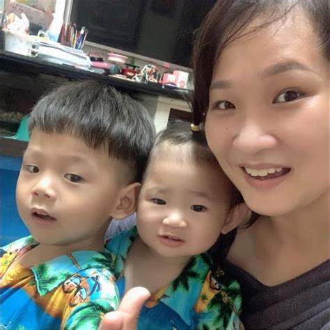 葉靜紜 ching yun yeh Threads Say more