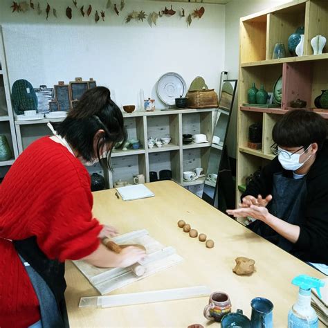 도자공방가원 멋진 커플의 생일맞이 이벤트 나만의 도자기만들기로 힐링 생일 추억만들기