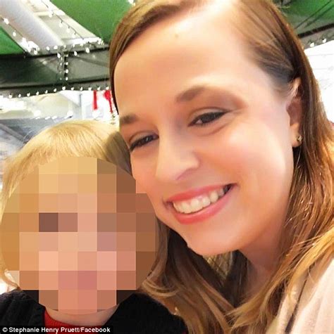 Married Alabama Mother Arrested For Having Sex With Student Daily Mail Online