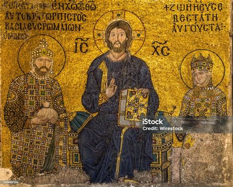 터키 이스탄불 하기아 소피아 박물관 내부의 Zoe 모자이크 클로즈업 샷 Byzantine에 대한 스톡 사진 및 기타 이미지 Byzantine 예수 이즈닉 Istock