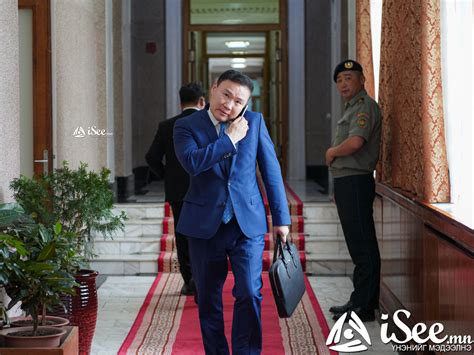 С Эрдэнэболд ХЗДХ ийн сайд О Алтангэрэл “Ноорог мн” сайтын асуудлаар АН ын бүлэгт мэдээлэл өгч