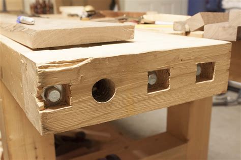 Split Top Hybrid Roubo Workbench The Fameless Woodworker