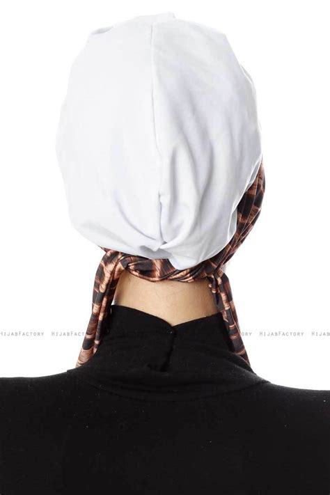 Sanem White Turban Hijab