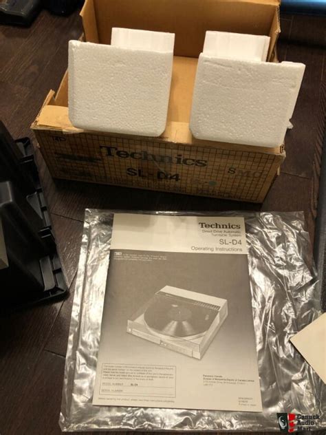 Technics SL D Direct Drive Automatic Turntable Photo UK Audio Mart