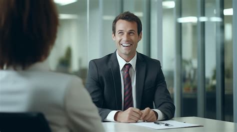 Premium Photo Job Interview Dialogue Candidate And Interviewer Discussing Experiences