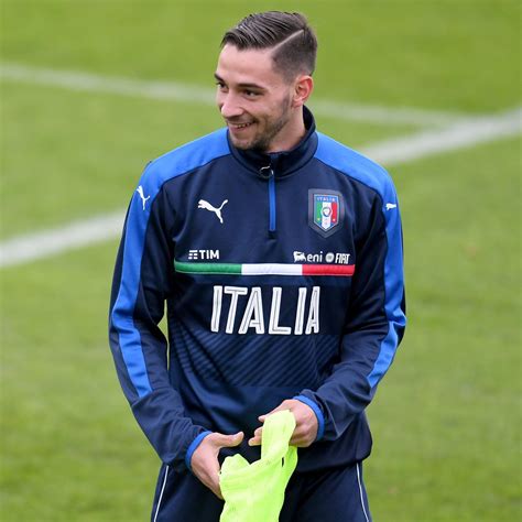 Mattia De Sciglio Juventus Mattia De Sciglio On Loan To Empoli