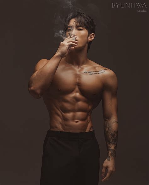 선릉pt온라인pt 퍼스널트레이너 최진일 내 폐는 안괜찮아☠ 그래도 이번 컷 대 만족 ️‍🔥🔥😍 흡연컷 변화 변화스튜디오 바디프로필 Instagram