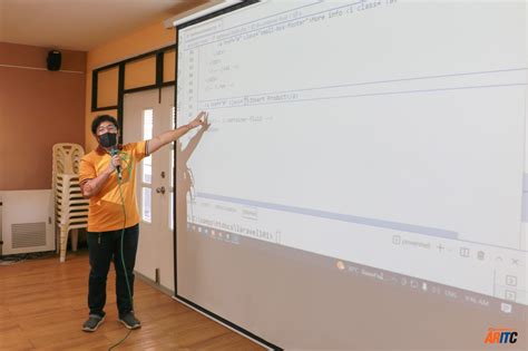 การอบรมเชิงปฏิบัติการ เรื่อง การสร้างเว็บไซต์ด้วย laravel นายวิชา