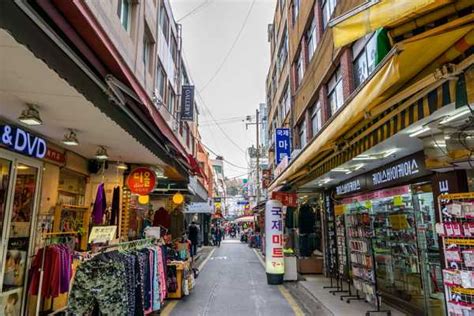 부산 감천문화마을 예술과 낭만으로 산책을 즐길 수 있는 곳 Go Guides