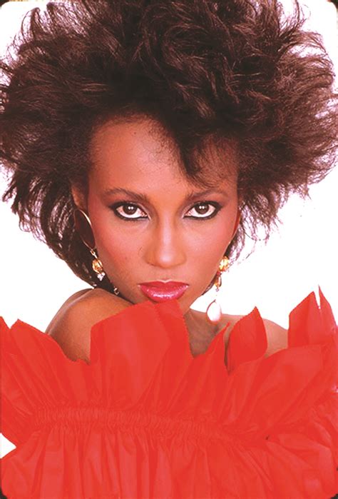 კენედის მკვლელობის დღეს „დაბადებული“ ფოტომემატიანე კვირის პალიტრა