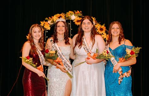 This Is Confluence Pa Welcome Santa And Mrs Claus To Confluence This Saturday Is Light Up