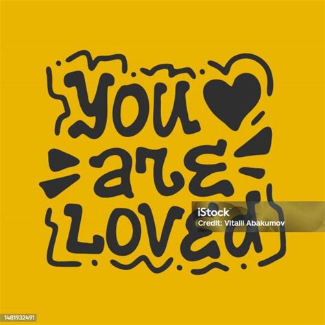 여러분은 사랑받고 있습니다 손으로 쓴 벡터 레터링 독특한 손으로 그린 동요 포스터 귀여운 문구 잉크 브러시 서예 스칸디나비아 북유럽 스타일 인용문 포스터 디자인 티셔츠