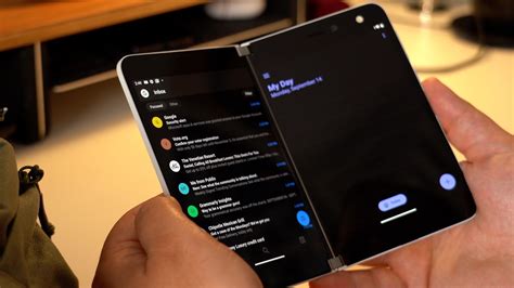 Hands On With Microsoft S Surface Duo Dual Display Smartphone Macrumors