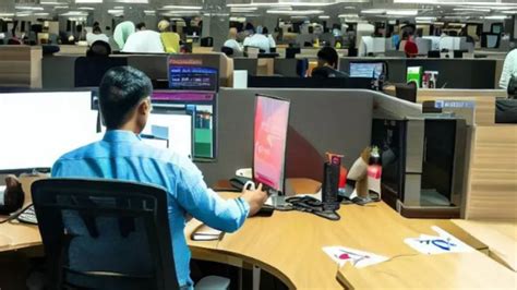 It Jobs ఉద్యోగులకు షాక్ ఇచ్చిన ప్రముఖ ఐటీ కంపెనీ వారానికి 3 రోజులు ఆఫీసుకు రావాల్సిందే