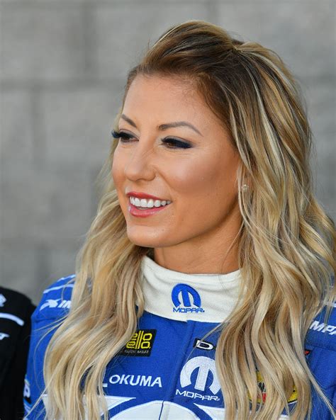 Nhra Top Fuels Leah Pruett Makes A Difference In Downtime