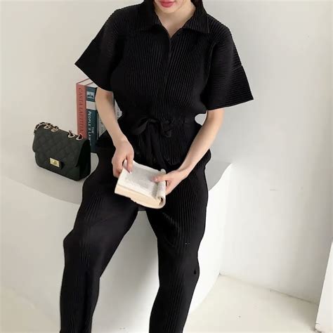 여름빼고 모두 입기 좋은 플리츠 점프수트 Youtube