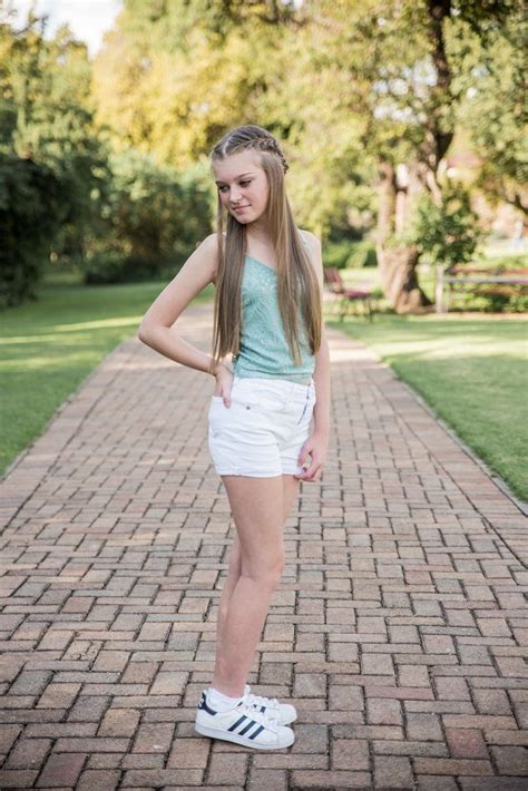 Pin By Taylor Jane Howatt On My Modeling Story Teen Girl Fashion Women
