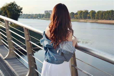 девушка на набережной фото со спины One Shoulder Blouse Women